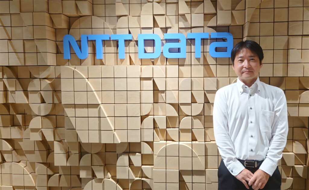 【NTTデータ公式】副業はキャリアの幅を広げるチャンス。本業×副業の両立について | UpToData